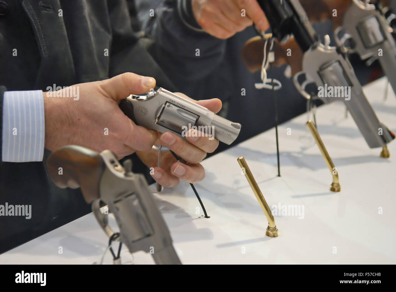 Weapons expo hi-res stock photography and images - Alamy