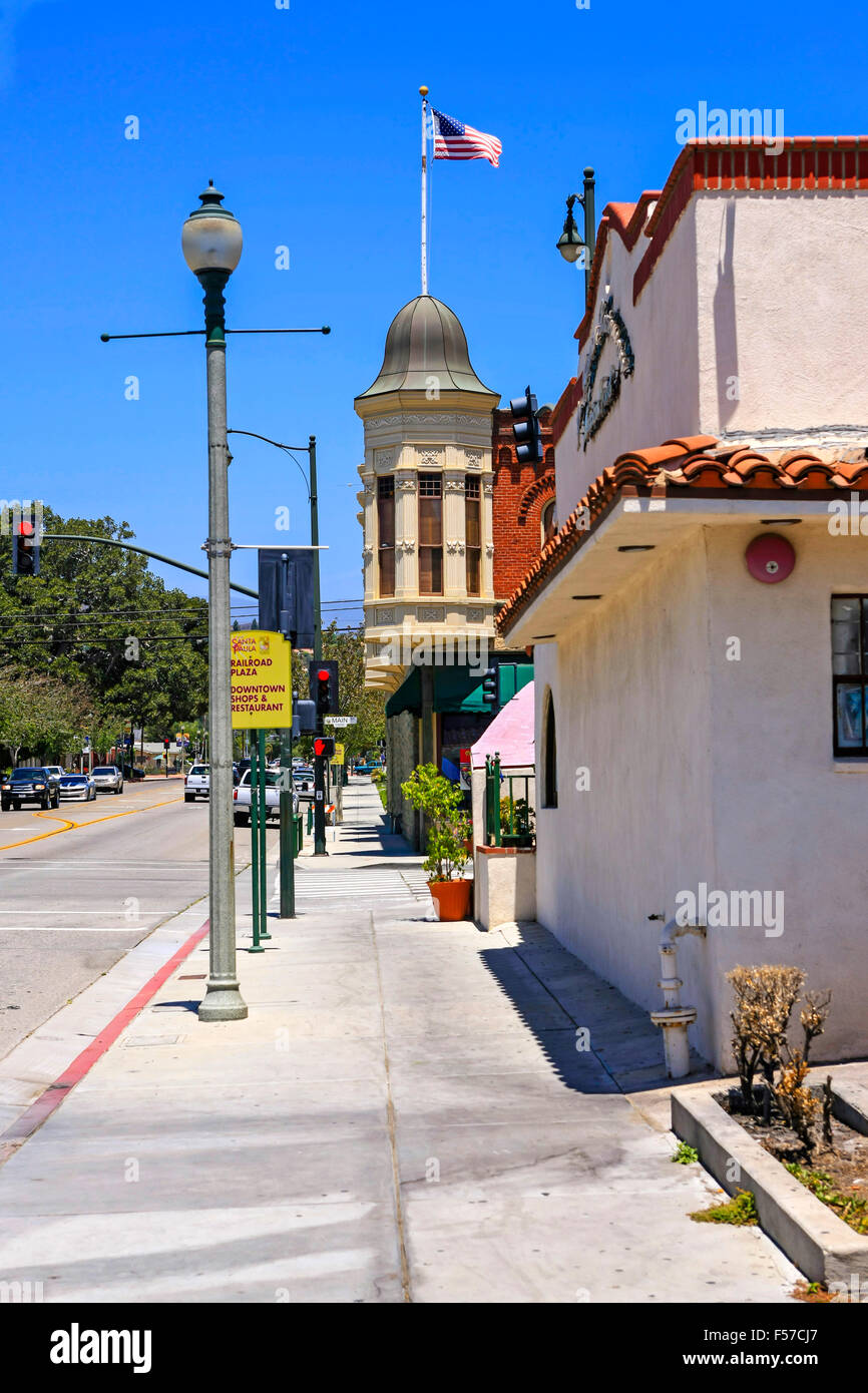 On the streets of Santa Paula city in California Stock Photo - Alamy