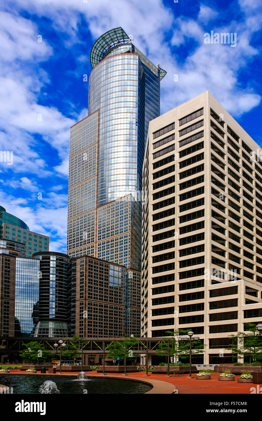 Capella Tower and Bachman's US Bank Plaza on 3rd Ave in downtown ...