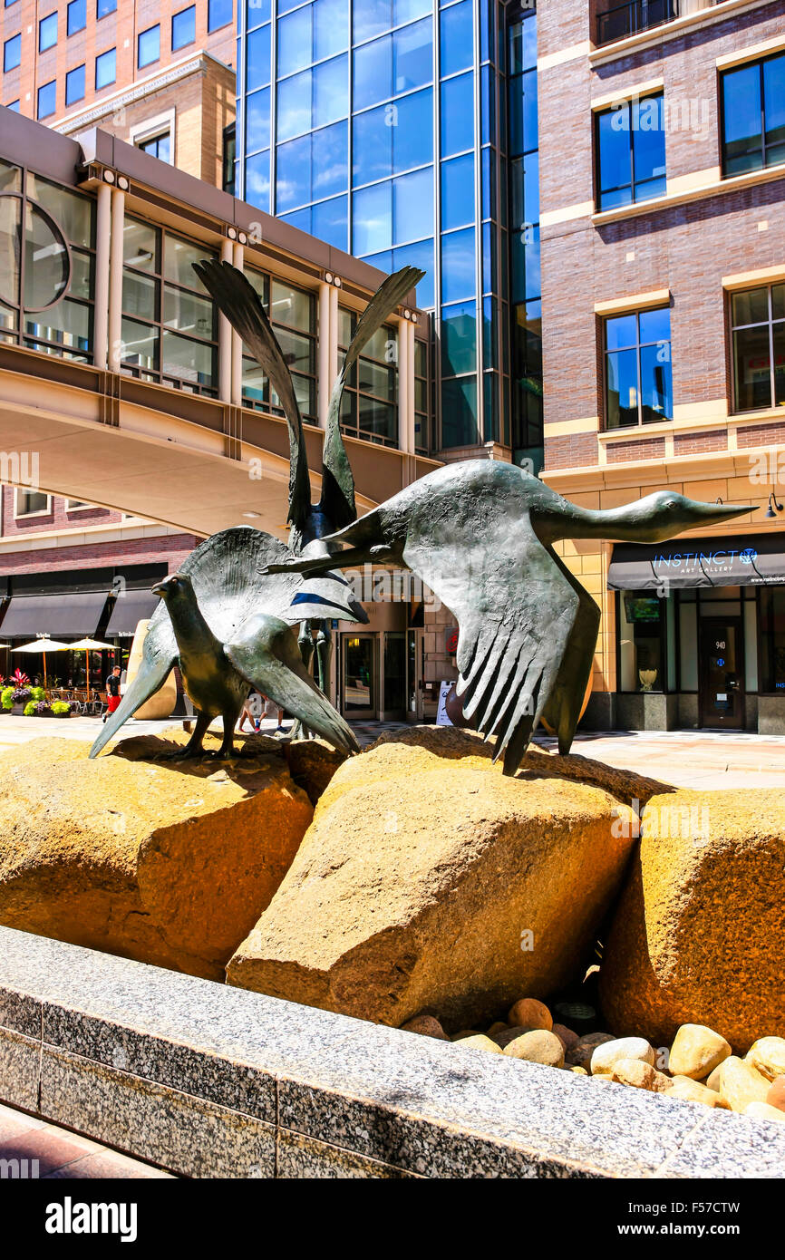 Bronze sculptures of the Great Blue Heron by Elliot Offner in downtown ...