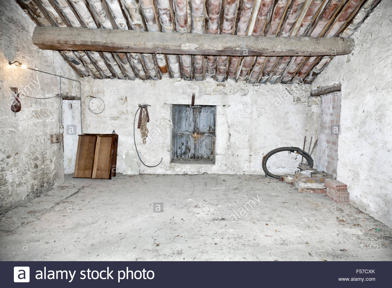 Empty Attic Room Old House Stock Photos & Empty Attic Room Old House ...