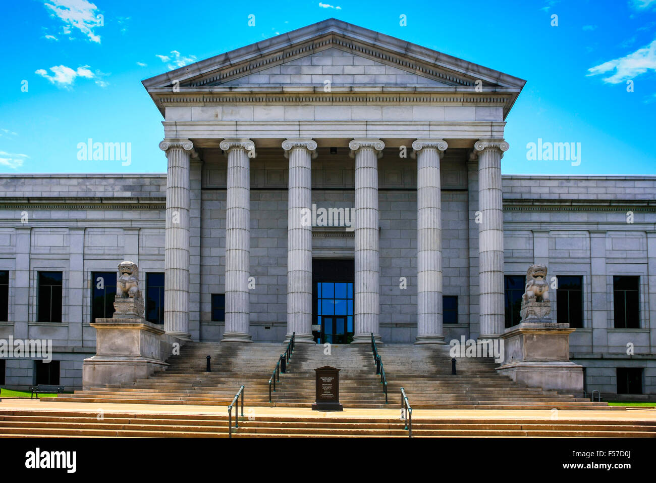 The Minneapolis Institute of Arts museum building Stock Photo - Alamy