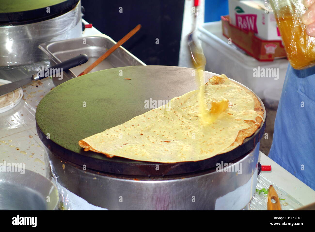 Street vendor cooking a crepe in Toronto, Canada Stock Photo - Alamy