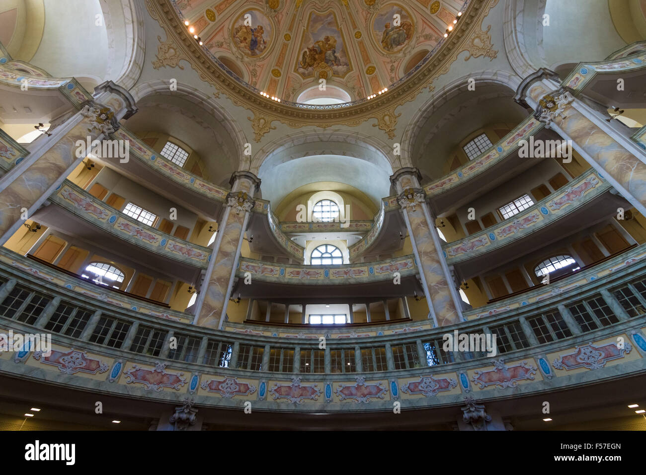 Frauenkirche dresden interior hi-res stock photography and images - Alamy
