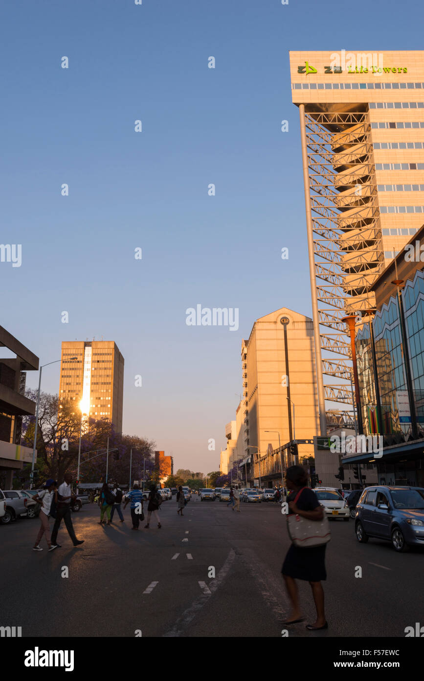 Harare traffic cars hi-res stock photography and images - Alamy