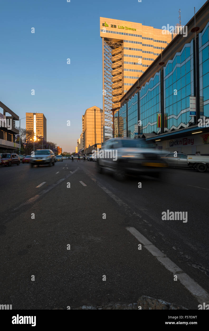 Harare traffic cars hi-res stock photography and images - Alamy