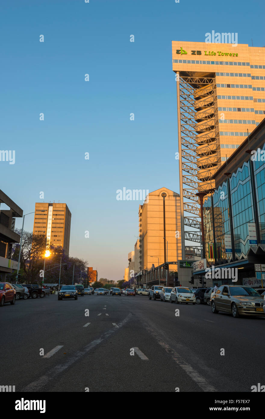 Harare traffic cars hi-res stock photography and images - Alamy