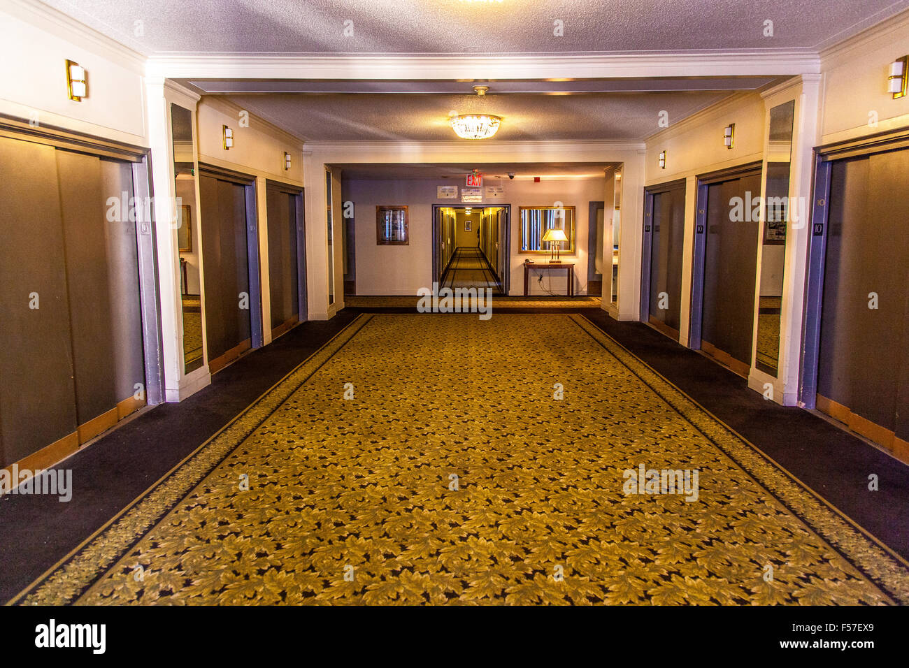 New york city hallway hi-res stock photography and images - Alamy