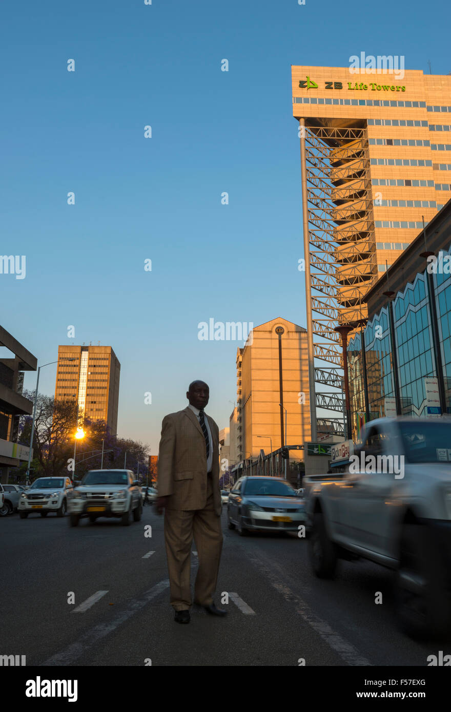 Harare traffic cars hi-res stock photography and images - Alamy