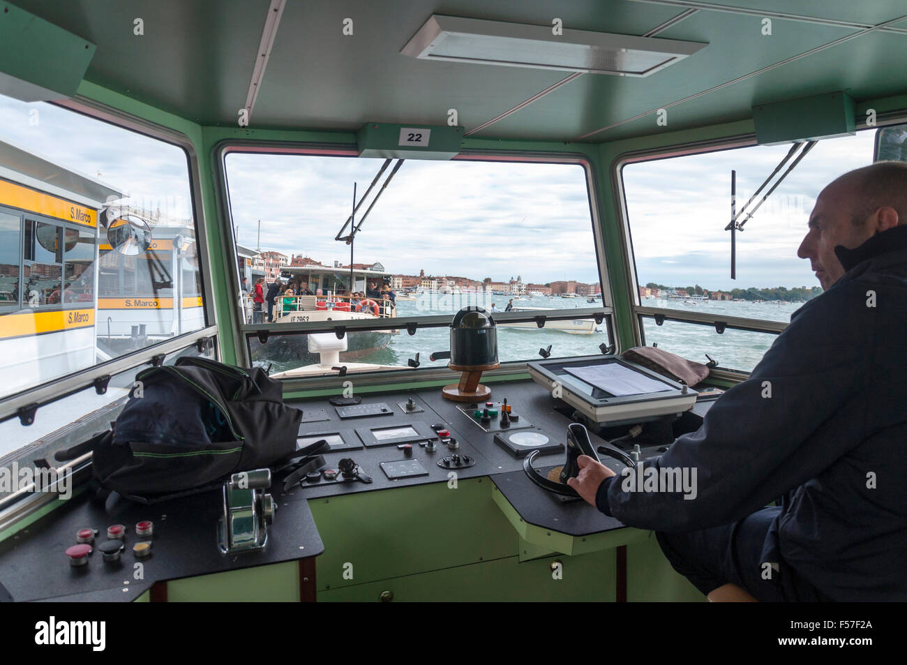 Drivers cabin hi-res stock photography and images - Alamy