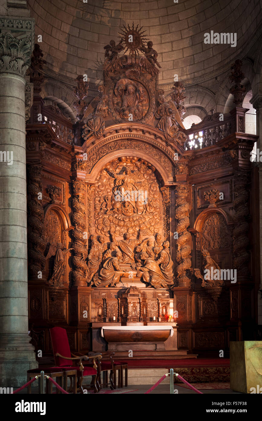 Saint front church interior france hi-res stock photography and images ...