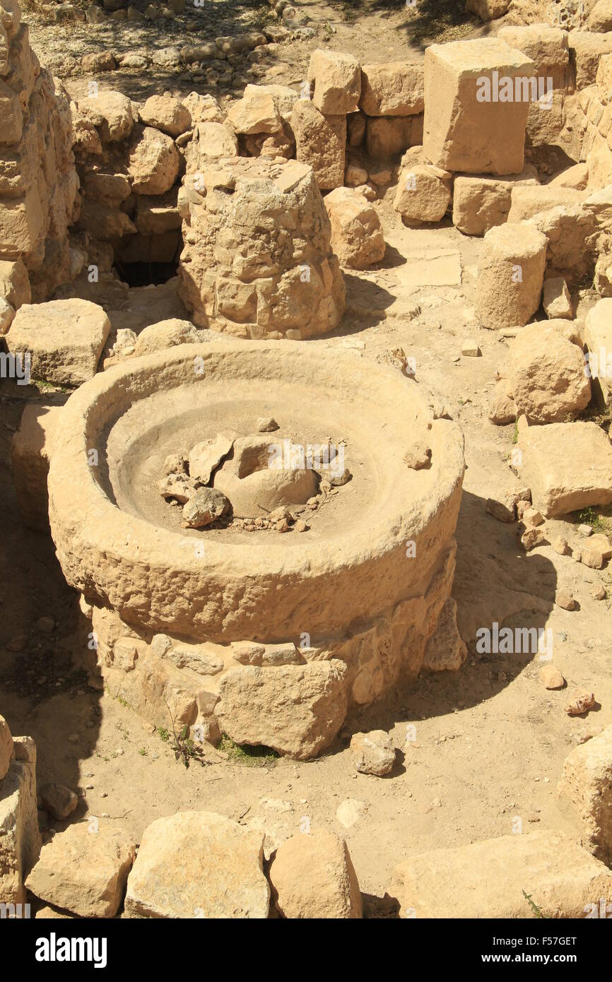 Roman olive press hi-res stock photography and images - Alamy