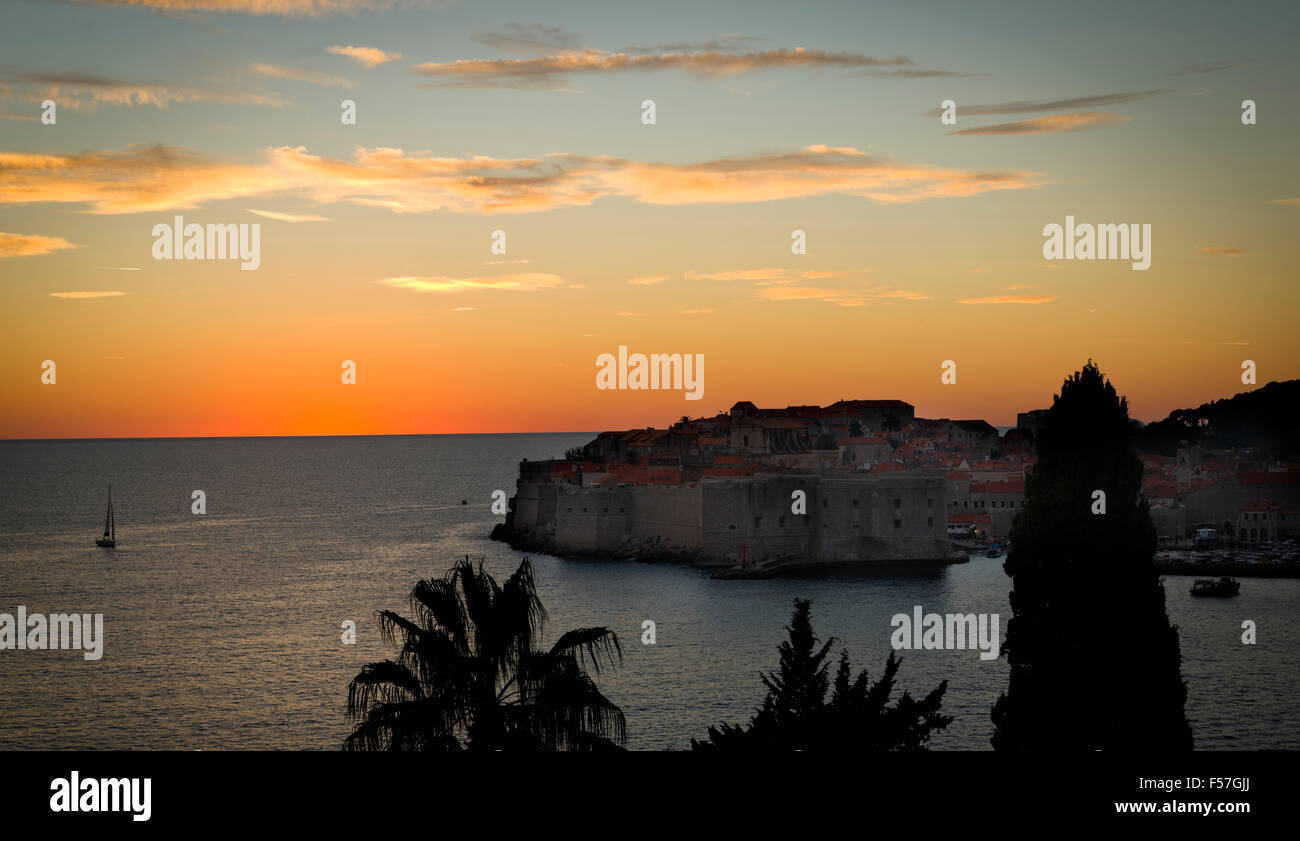 Sunset over the port of Dubrovnik on the Adriatic Sea, Croatia Stock ...