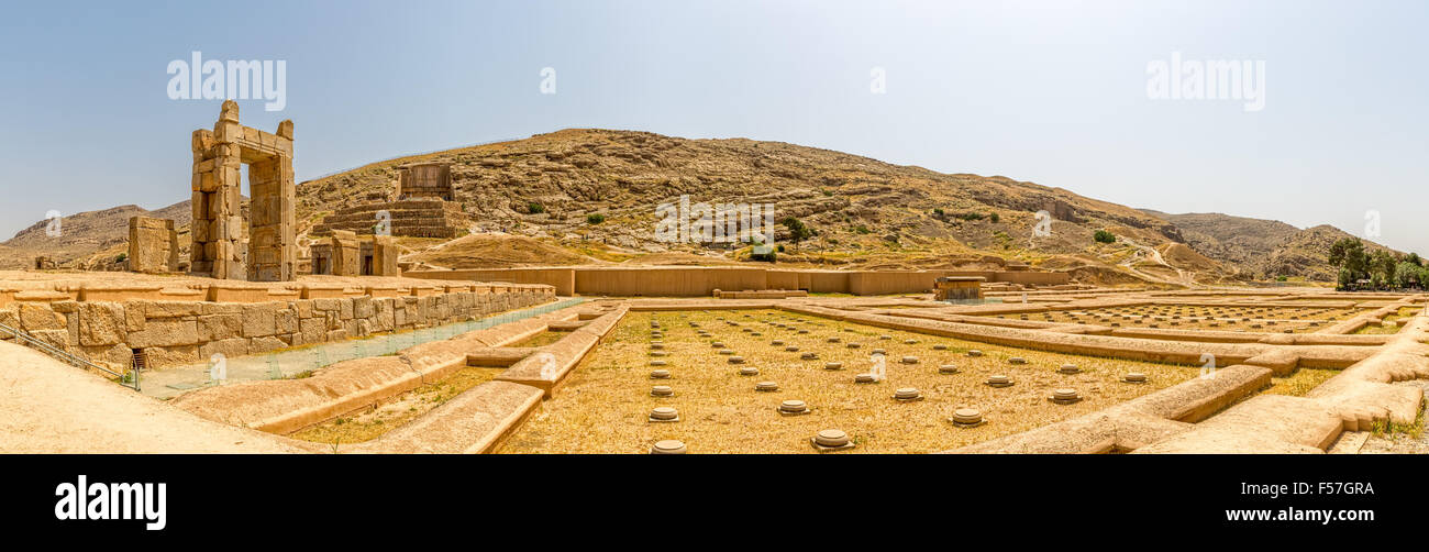 Ruins of Persepolis Stock Photo - Alamy