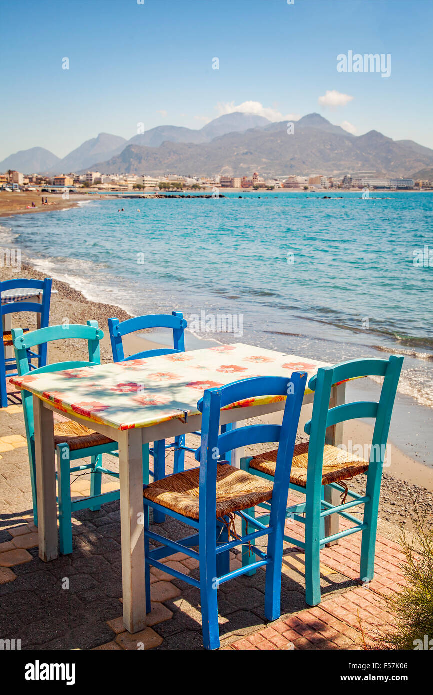 Greece beach restaurant hi-res stock photography and images - Alamy