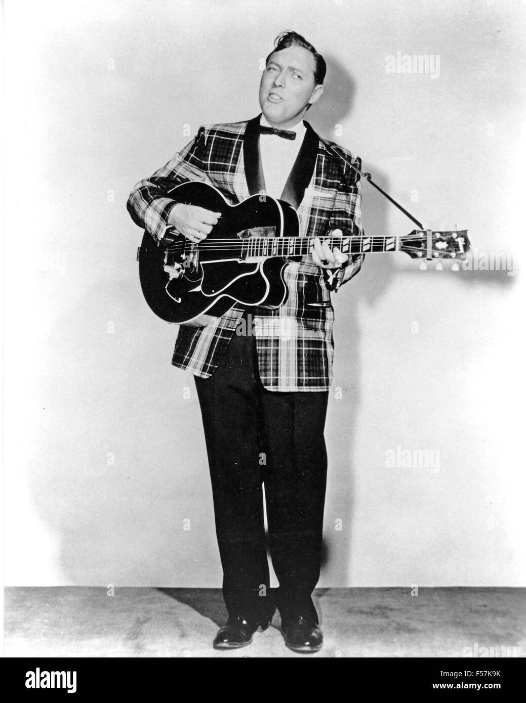 Rock n roll 1955 hi-res stock photography and images - Alamy