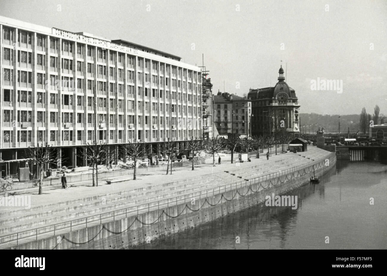 The Hotel Du Rhone in construction, Geneva, Switzerland Stock Photo - Alamy
