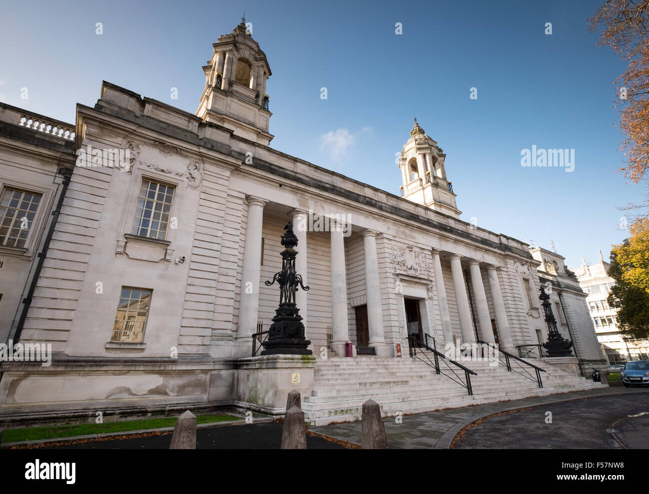 Cardiff Crown Court High Resolution Stock Photography and Images - Alamy