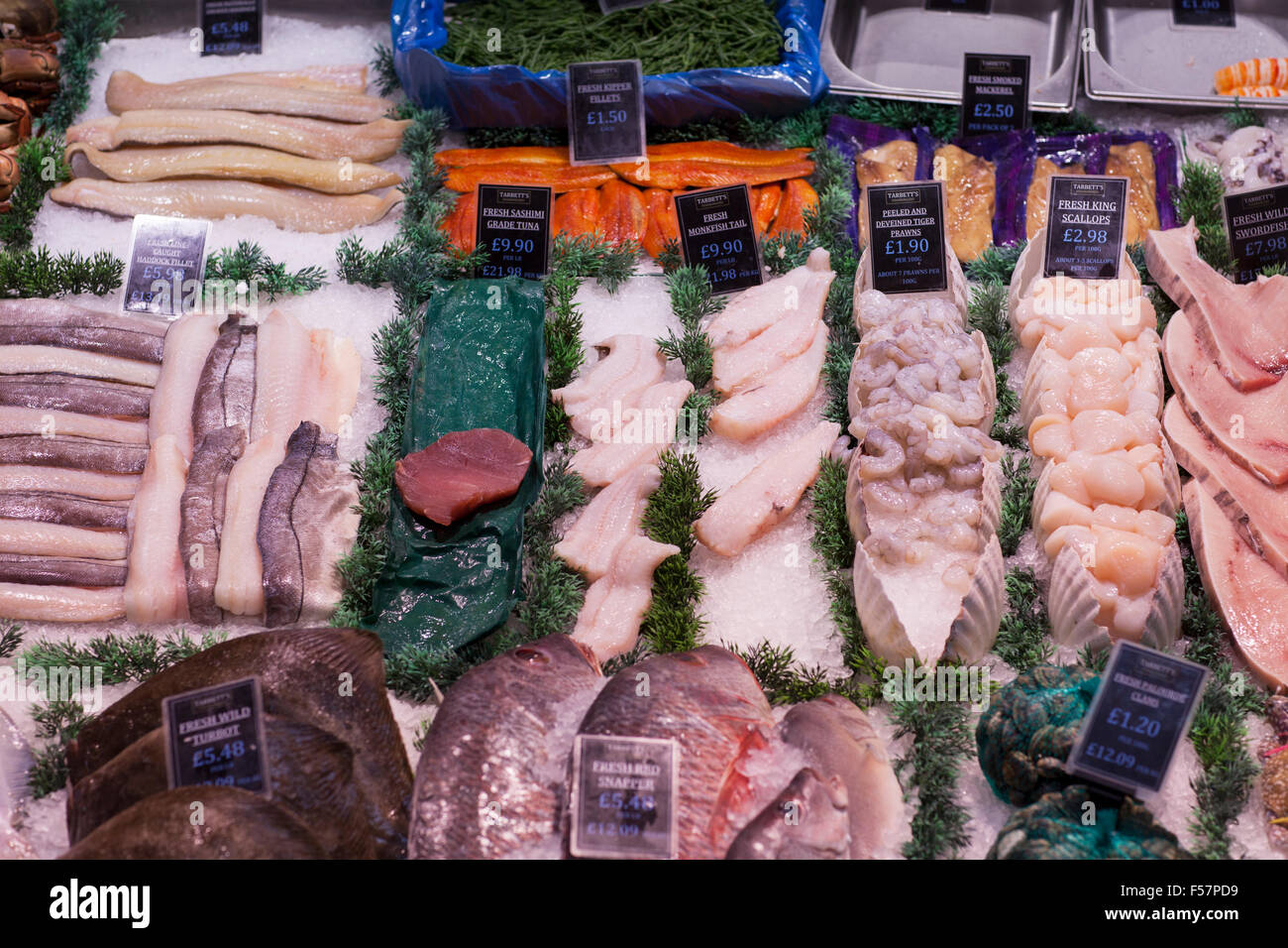 UK, Leeds, seafood for sale on a stall in Leeds Market Stock Photo - Alamy