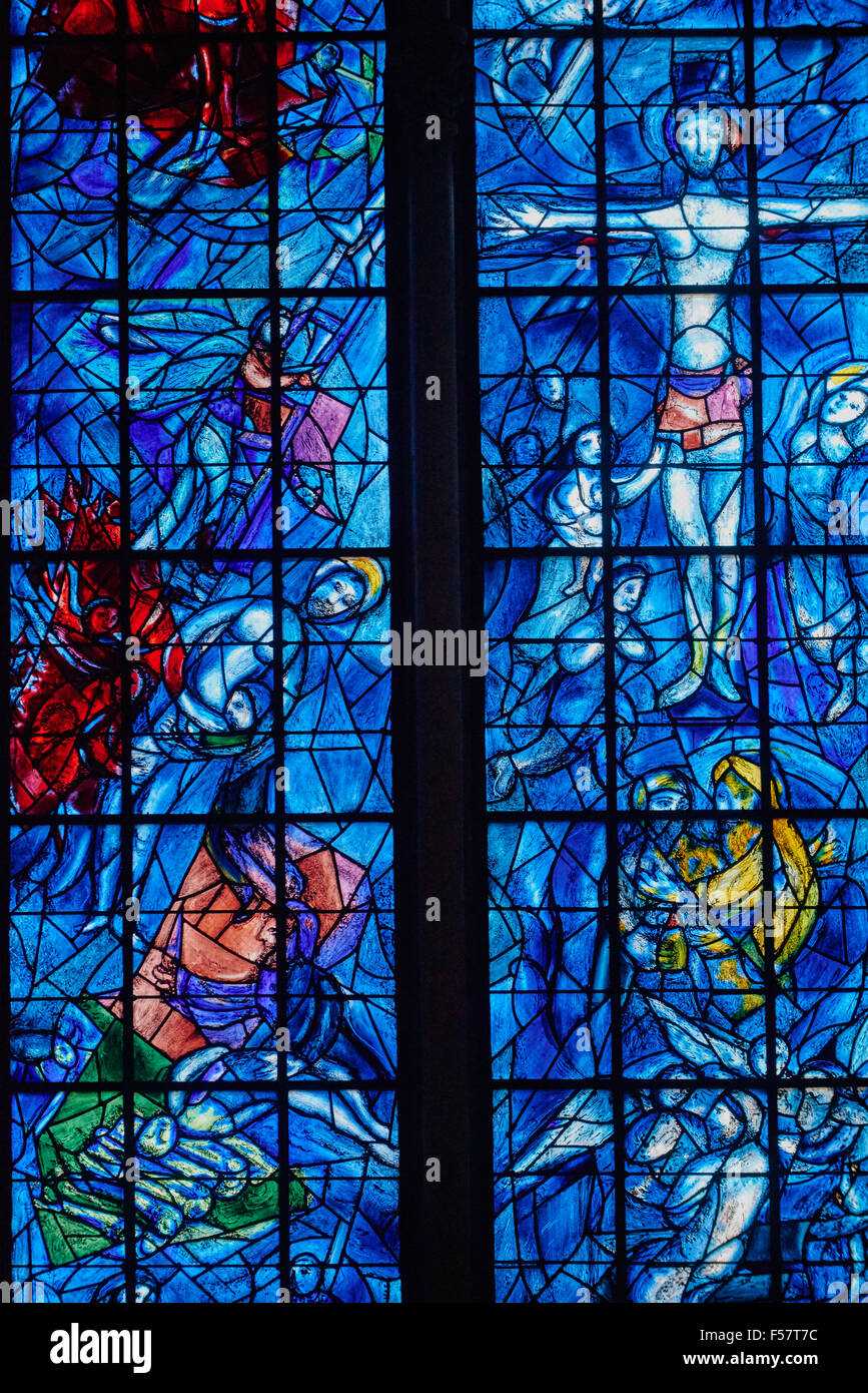 Reims cathedral stained glass marc chagall hi-res stock photography and ...