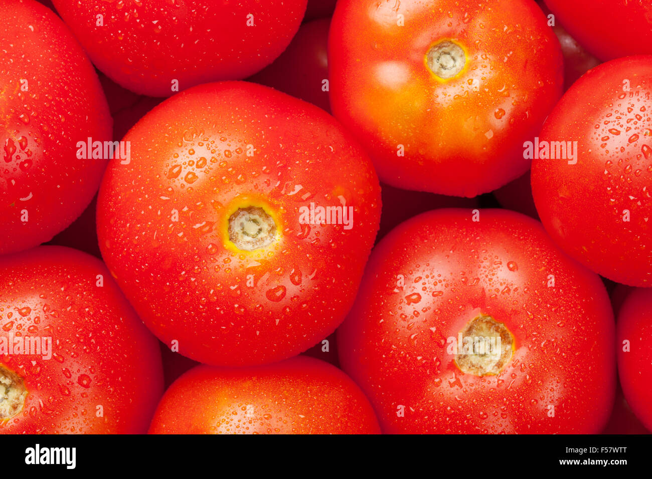 Fresh garden red tomatoes. Closeup texture Stock Photo - Alamy