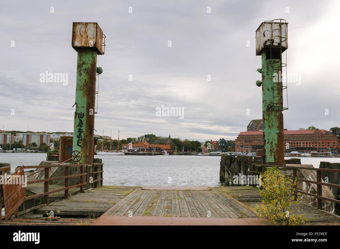 Old ferry terminal hi-res stock photography and images - Alamy
