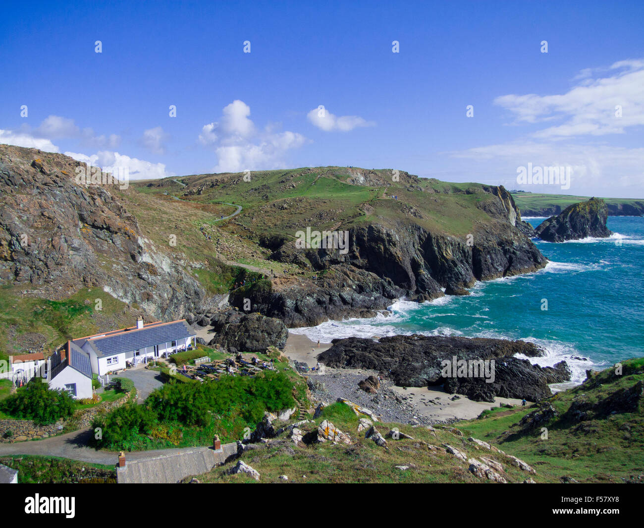 Kynance Cove & Cafe, Lizard Peninsula, Cornwall, England, UK in Summer ...