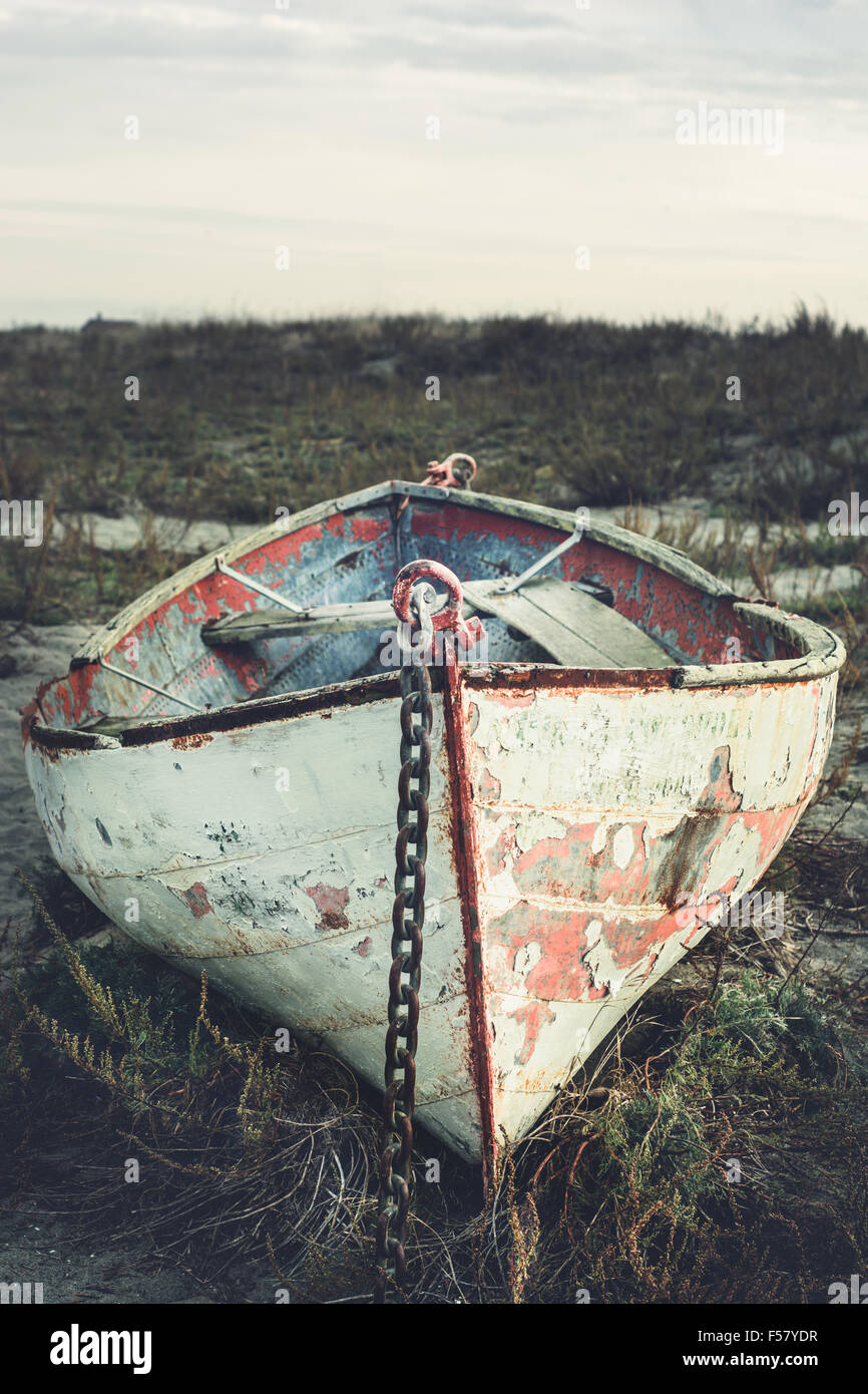 Old row boat ocean hi-res stock photography and images - Alamy
