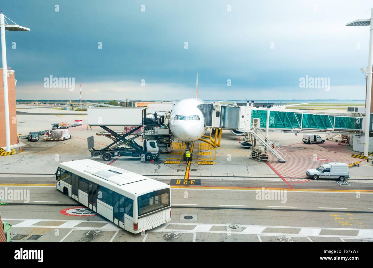 Busy airport scene Stock Photo - Alamy