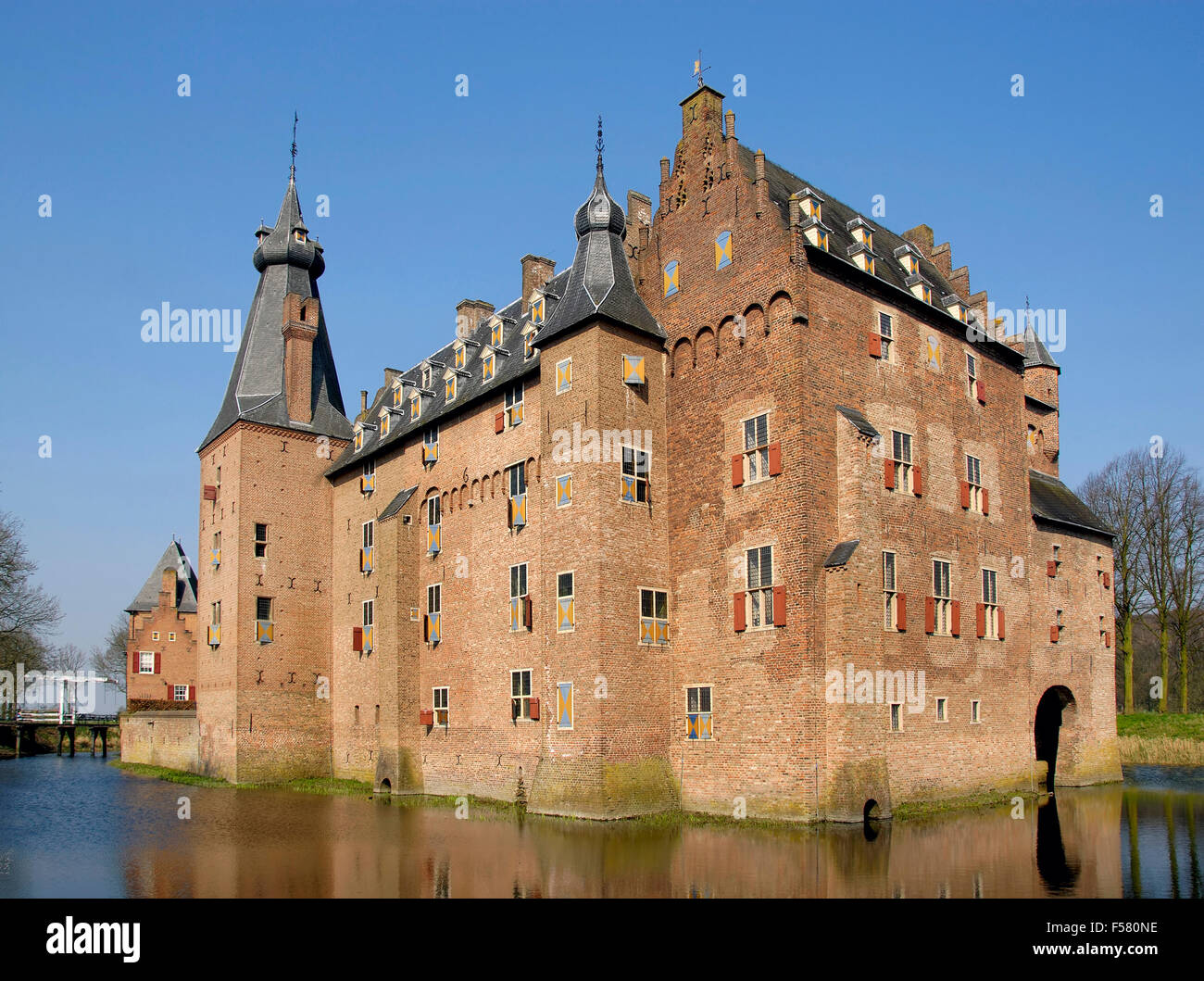 Doorwerth castle in the Netherlands Stock Photo - Alamy