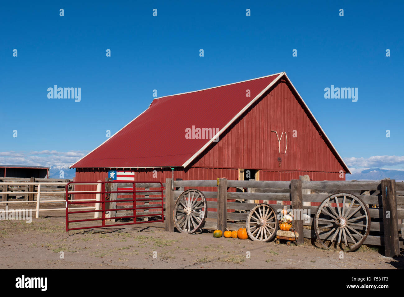 Colorado, Southern Colorado, San Luis Valley, Mosca. 100 year old barn ...