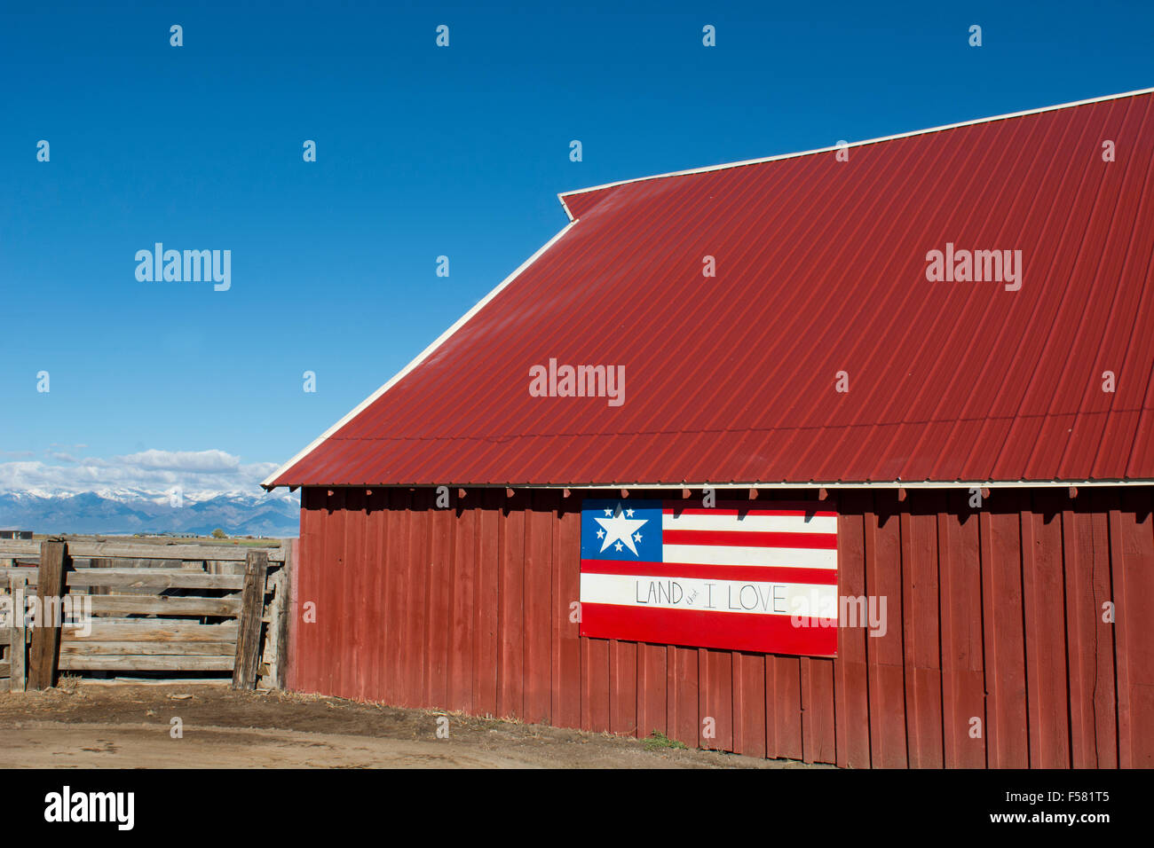 Colorado, Southern Colorado, San Luis Valley, Mosca. 100 year old barn ...
