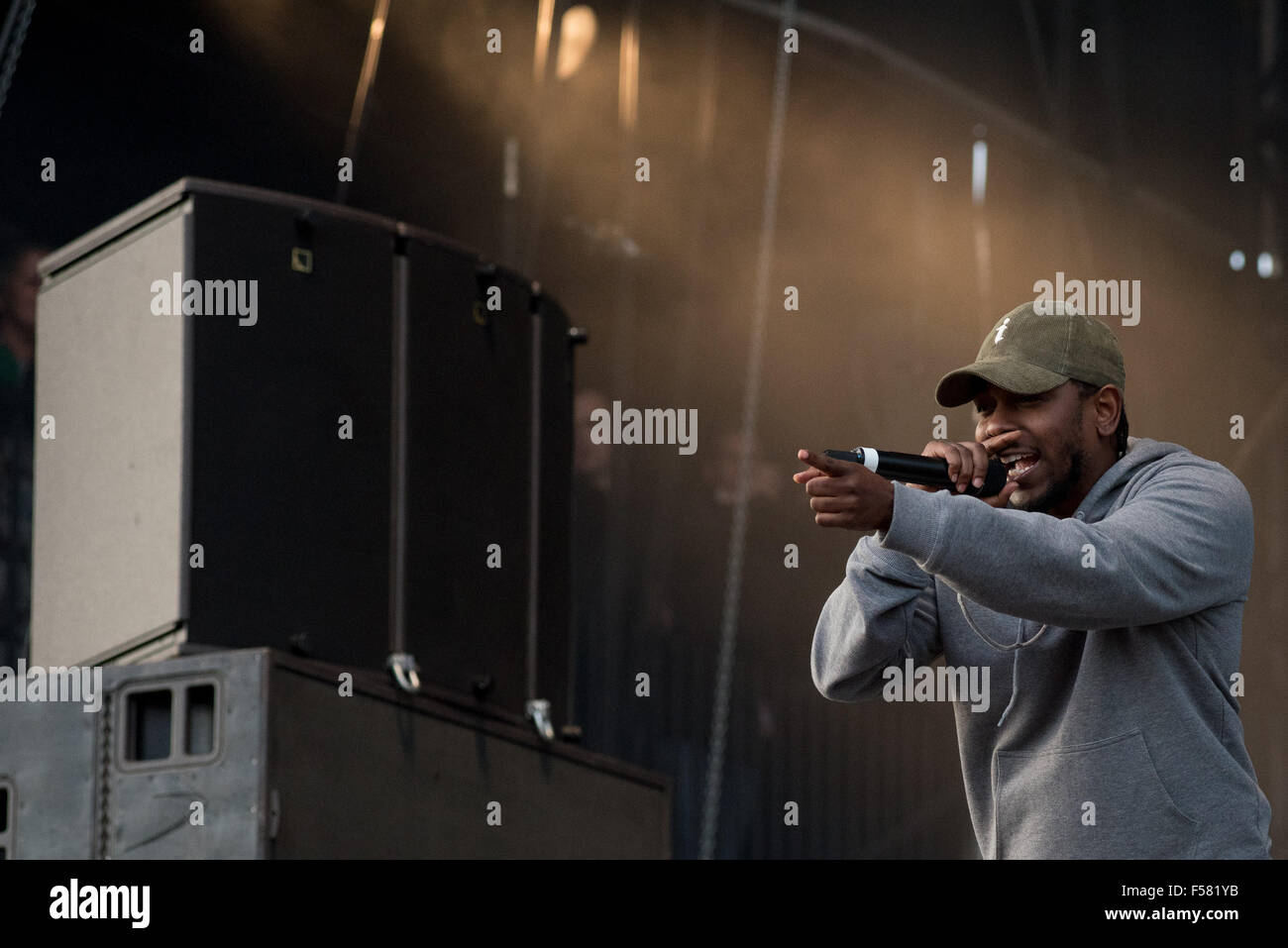 Leeds Festival 2015 - Day 1 - Performances - Kendrick Lamar Featuring ...