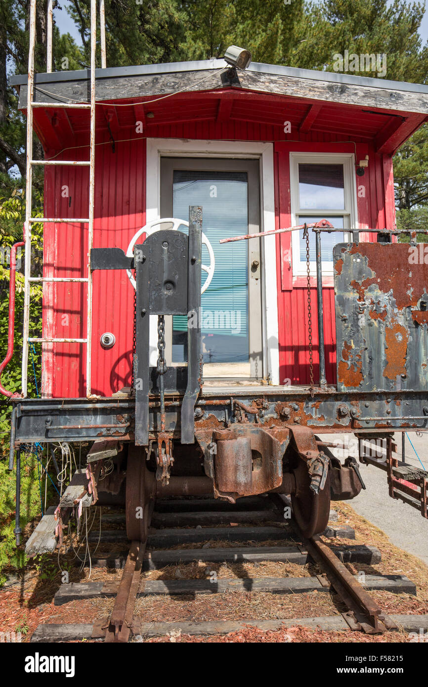 Train Caboose Outline