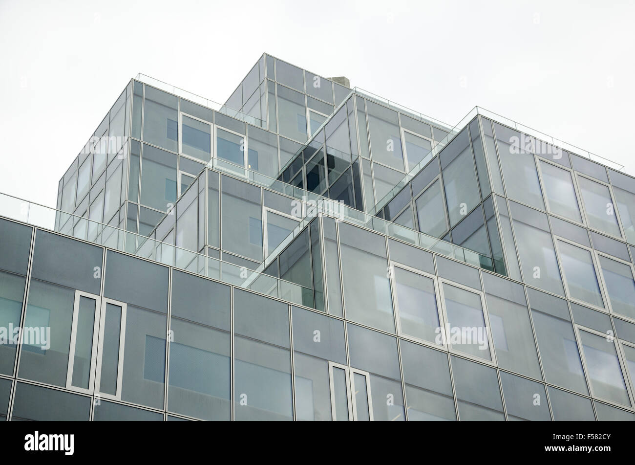 Modern office building with glass facade Stock Photo - Alamy