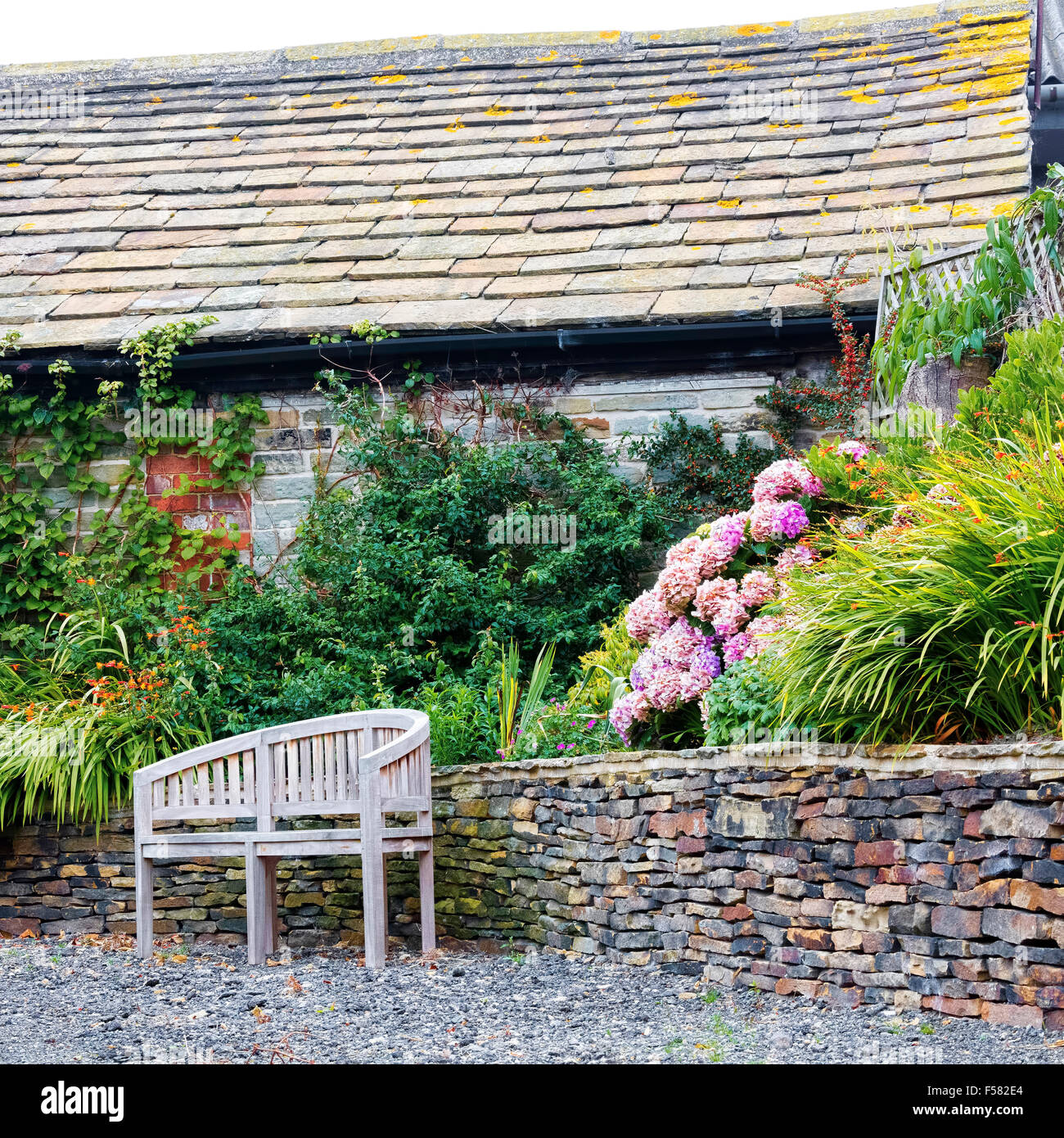 Stoney ground garden hi-res stock photography and images - Alamy