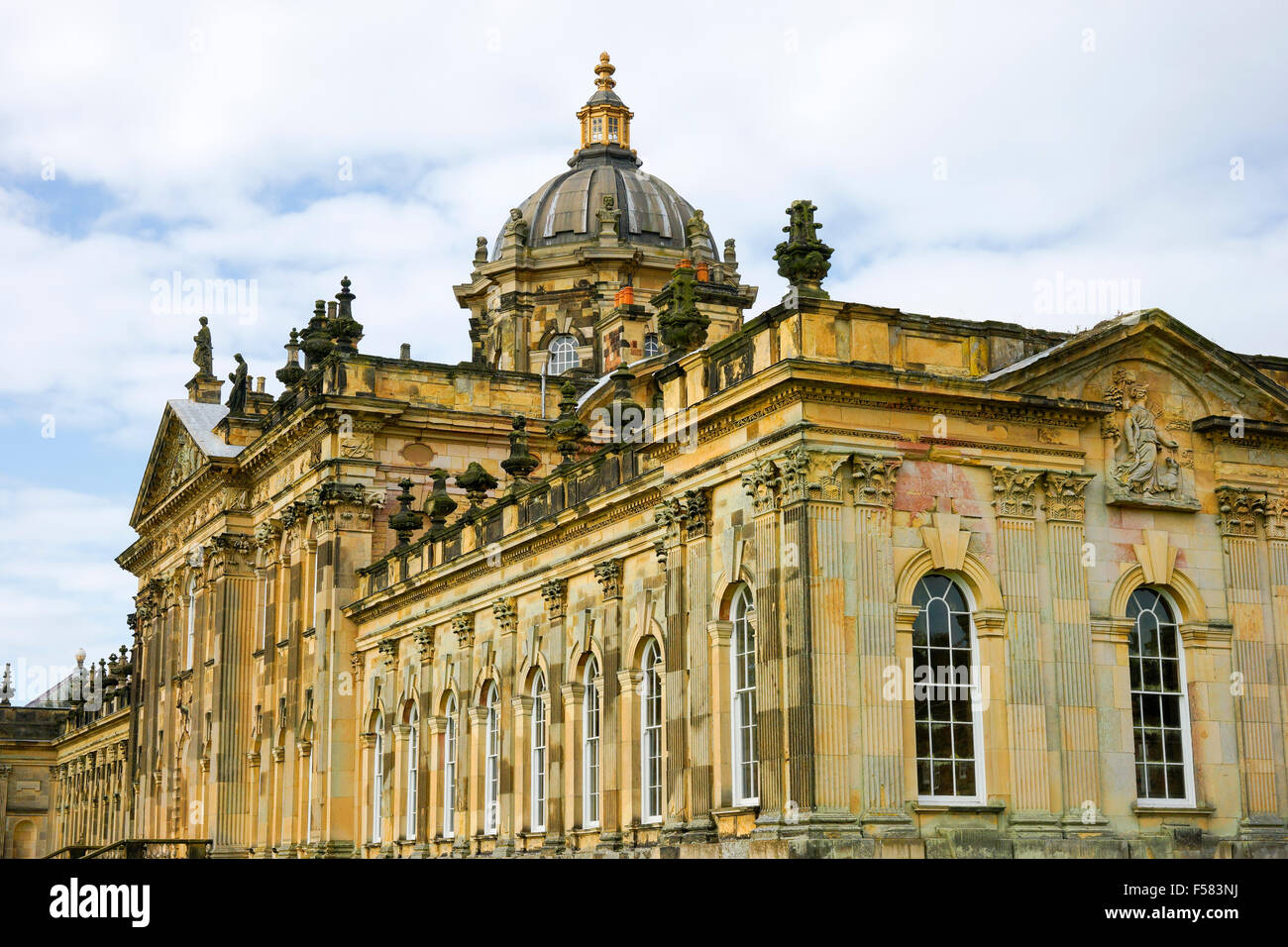 Castle Howard, Yorkshire Houses Stock Photo - Alamy