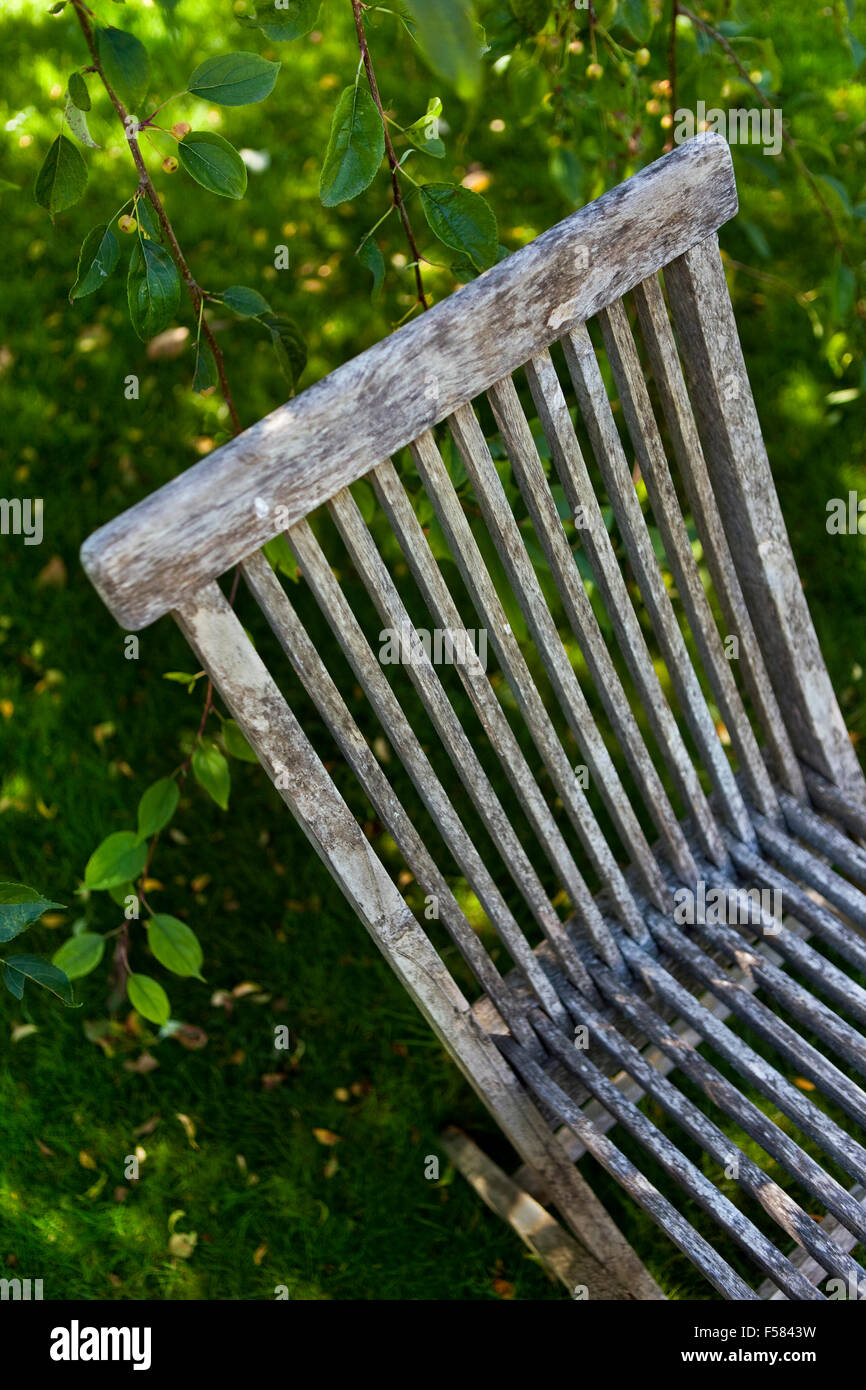 Outdoor wooden chair in the garden hi-res stock photography and images ...