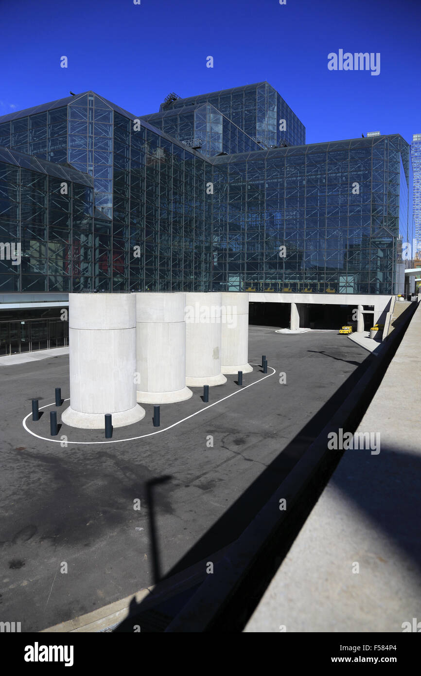 Jacob K. Javits Convention Center aka Javits Center and main Plaza at ...