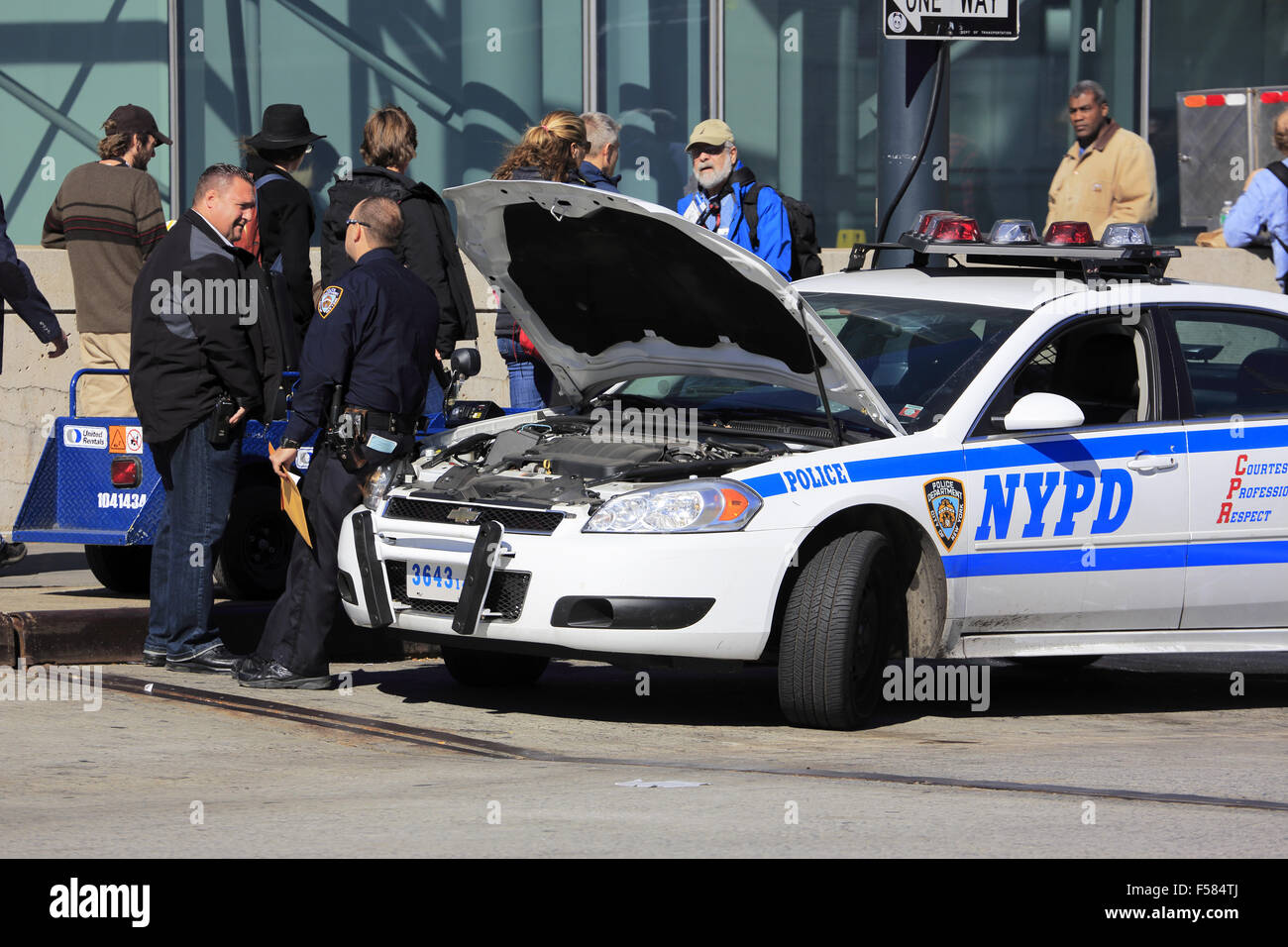 Police car breakdown hi-res stock photography and images - Alamy