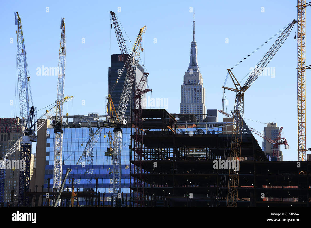 Empire State Building Construction High Resolution Stock Photography ...