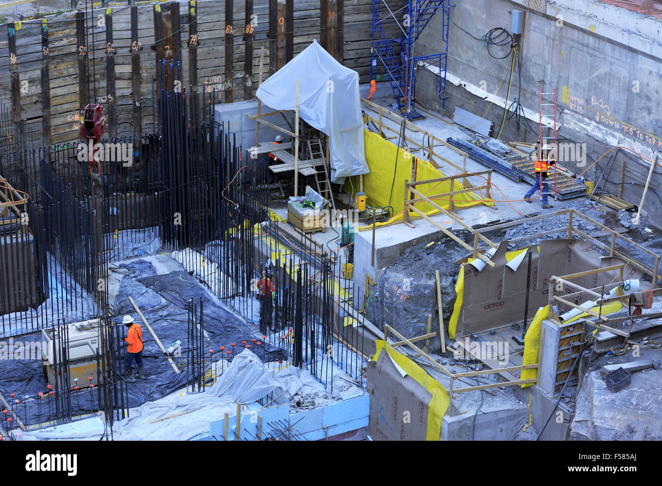 Construction site of Hudson Yards project in west side of Manhattan ...