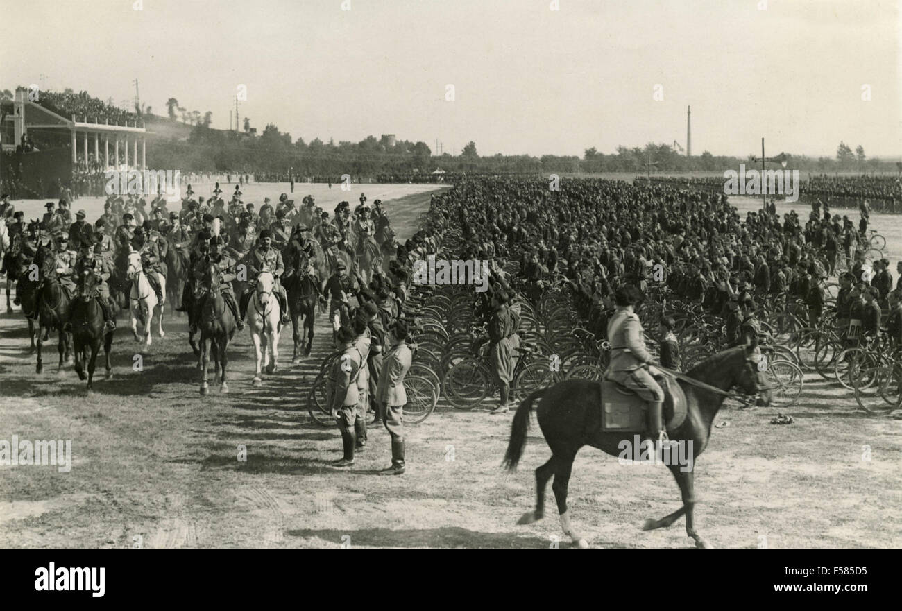 Benito Mussolini browsing cyclists Italian Army Stock Photo - Alamy