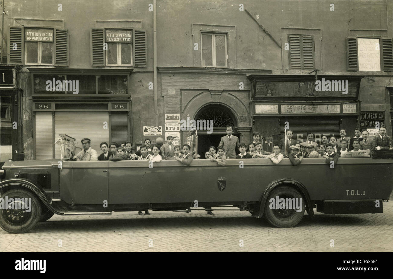 1920s bus hi-res stock photography and images - Alamy