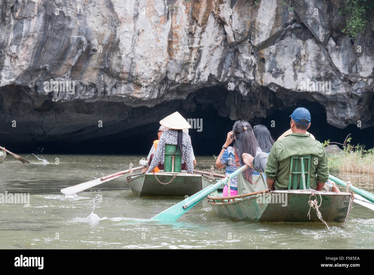 Tam Coc area of Ngo Dong River where tourists travel by boat to see ...