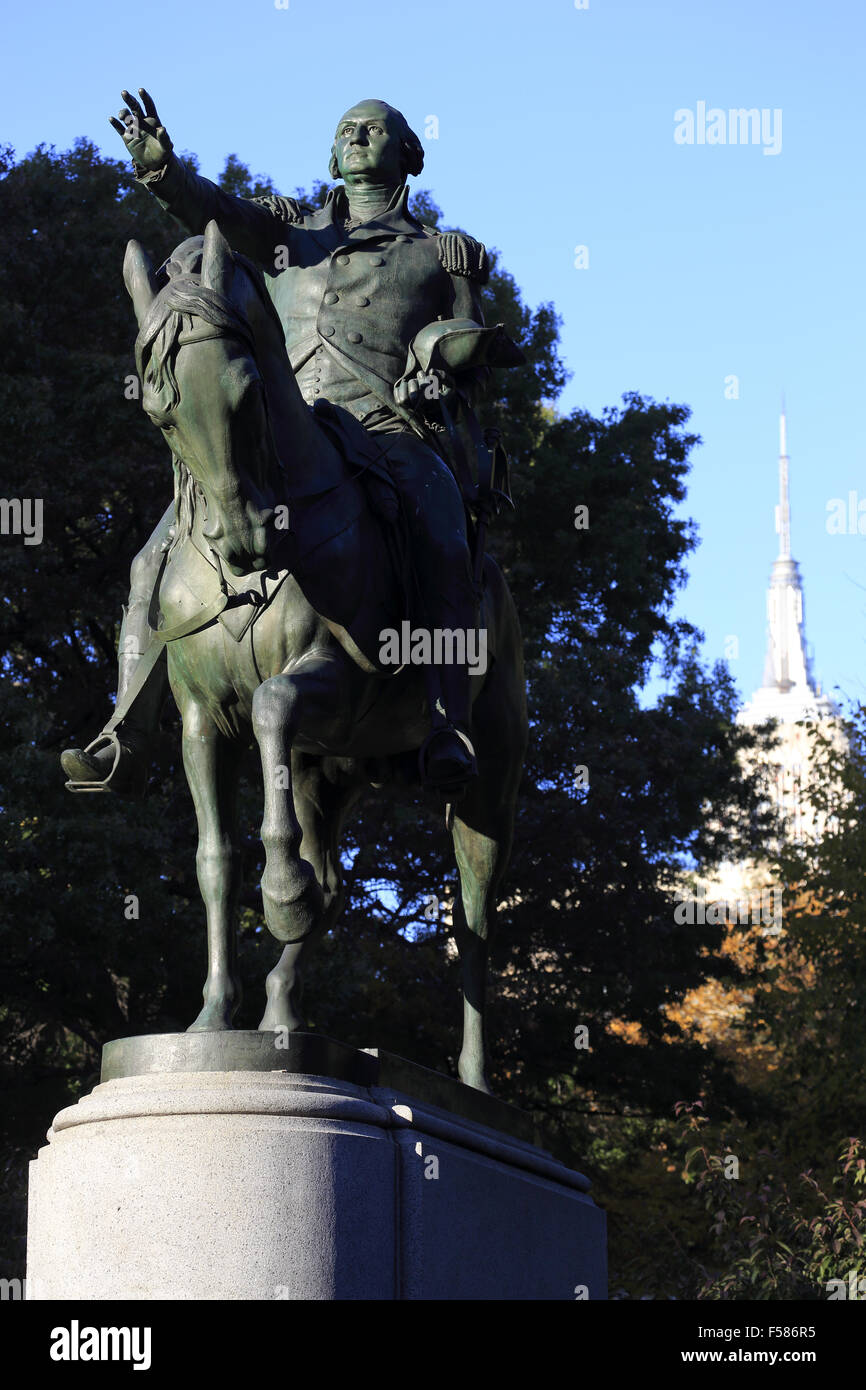 Equestrian statue of US President George Washington by Henry Kirke ...