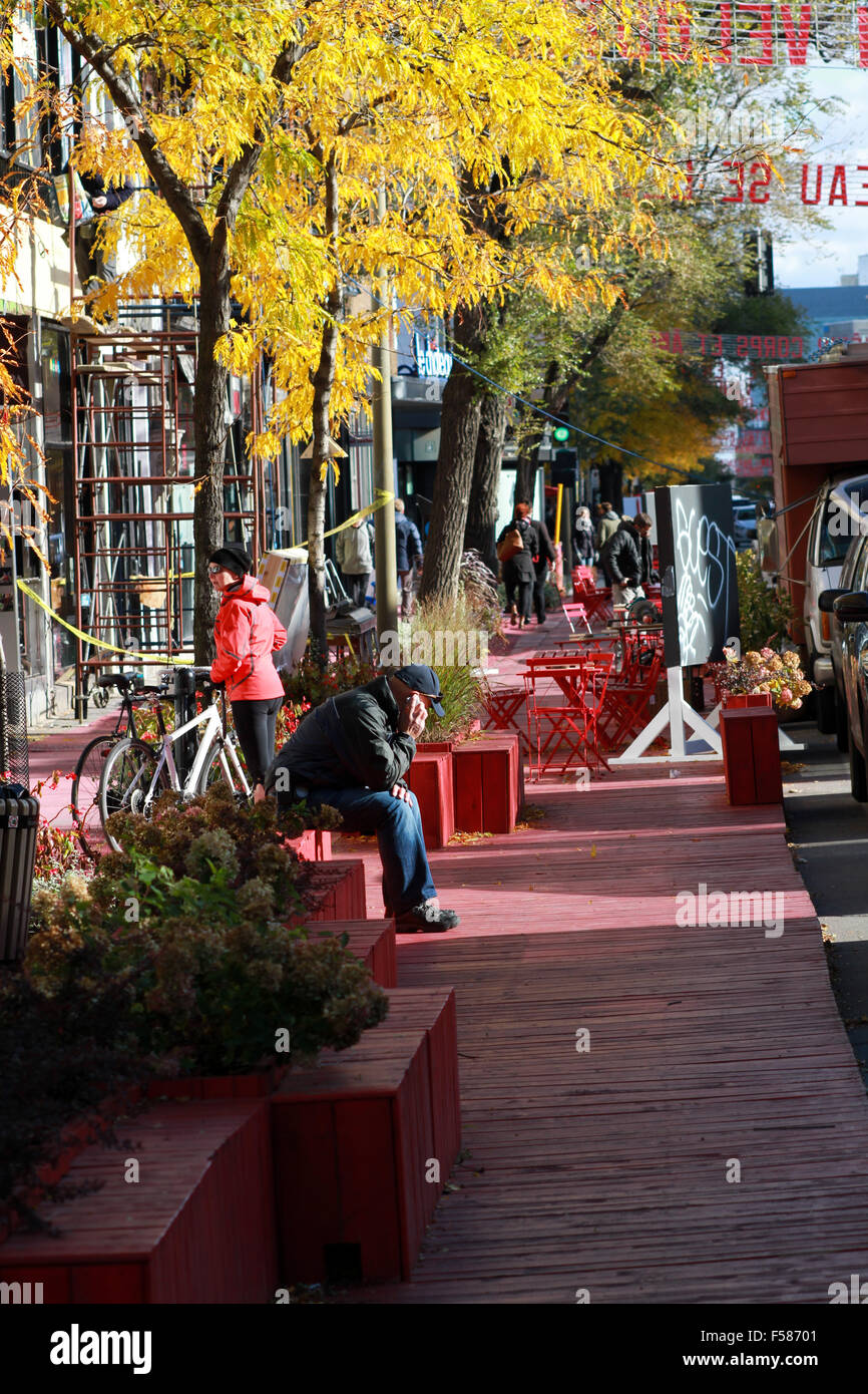 St. Denis Street in Montreal, Quebec Stock Photo - Alamy