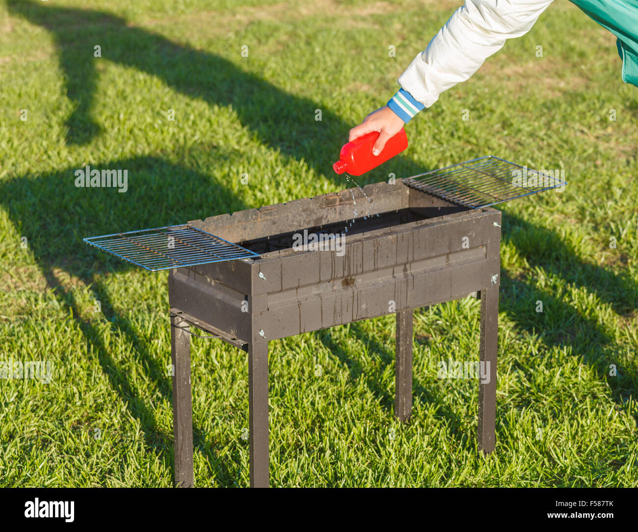 Liquid fire hi-res stock photography and images - Alamy