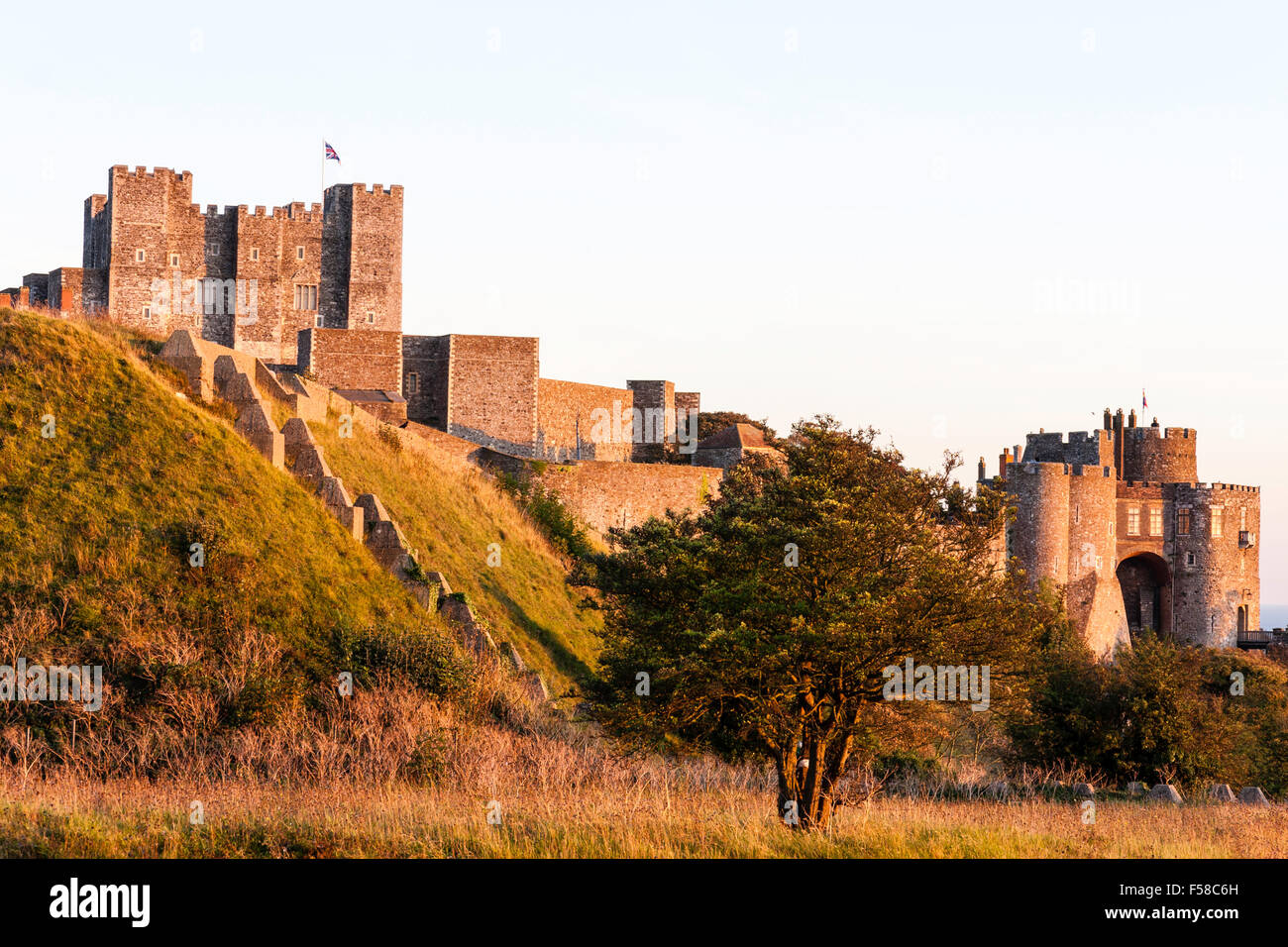 Dover castle sunset hi-res stock photography and images - Alamy