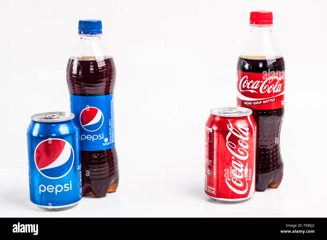 KUALA LUMPUR, MALAYSIA - OCTOBER 31ST, 2015. Pepsi and Coca Cola drinks ...